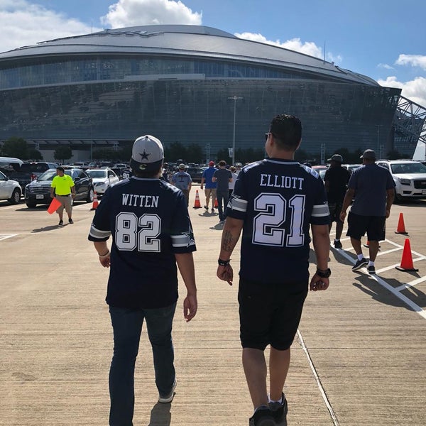 Dallas Cowboys Locker Room - Arlington, TX