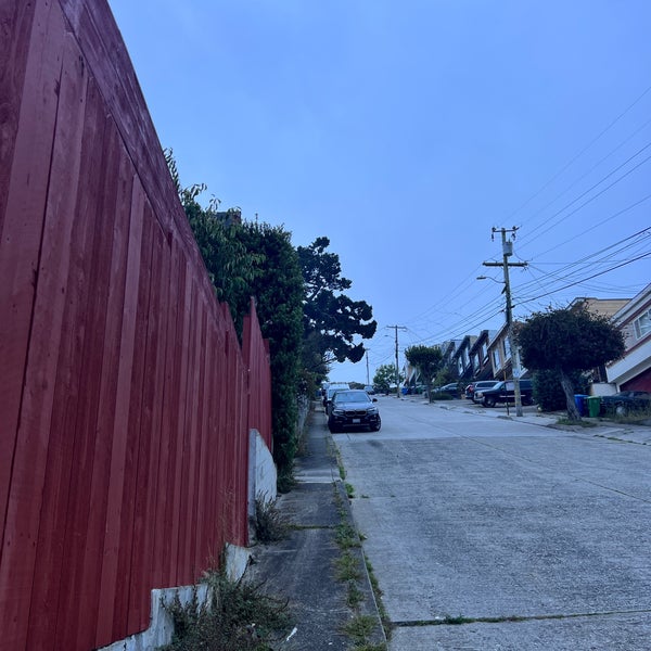 Lakeview Ashton Mini Park - Merced Heights - 0 tips