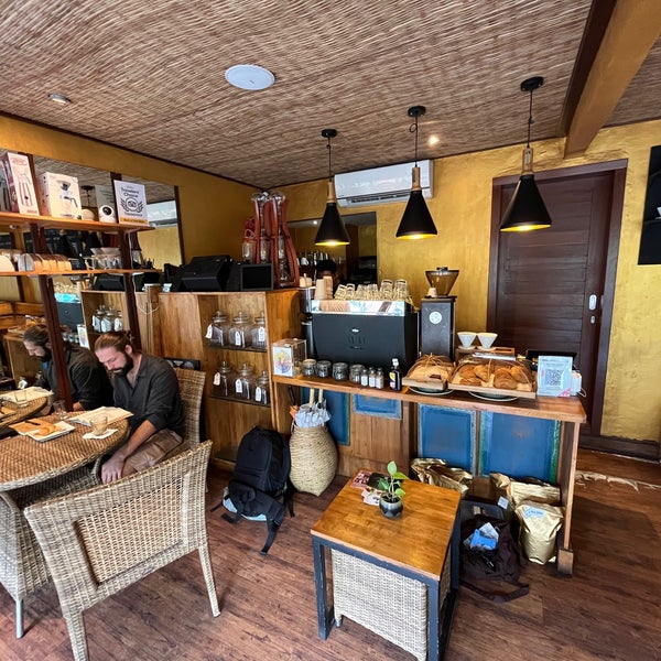 Ubud Coffee Roastery - Coffee Shop