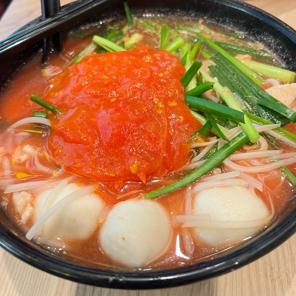 TamJai SamGor Mixian 譚仔三哥米線 - G-2/F, 15-19 Wellington St