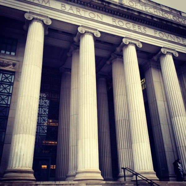 MIT Building 7 (Rogers Building) - College Administrative Building in ...