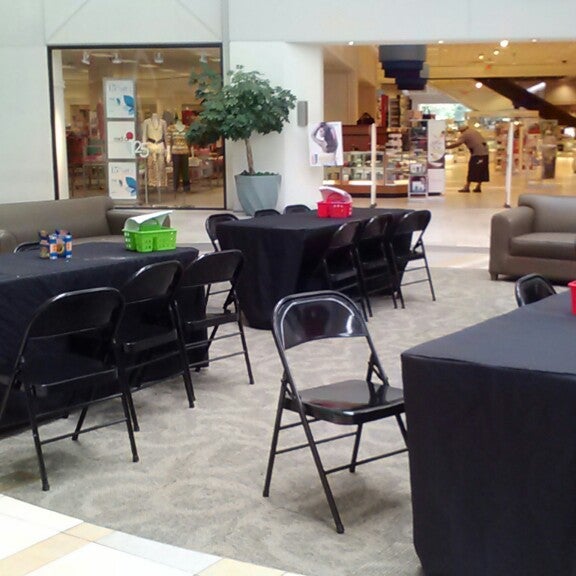 Simon Kidgits Club Playground At Orange Park Mall - 1 tip