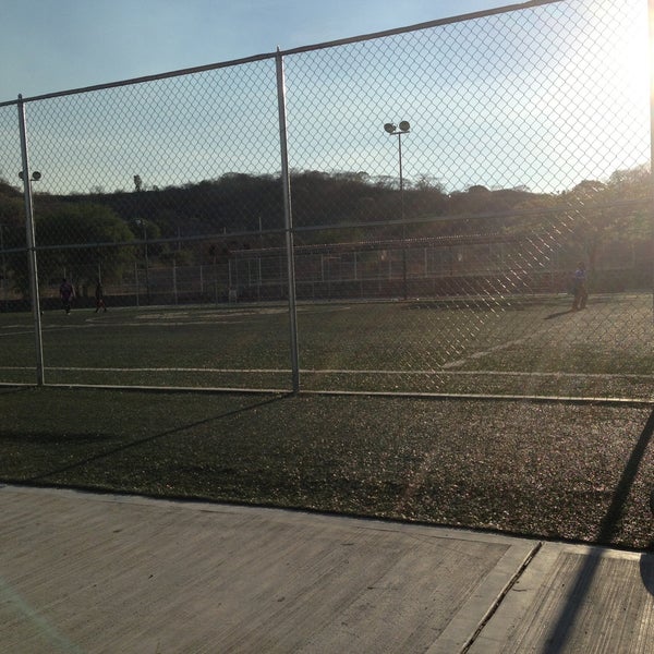 Centro Recreativo Plan De Ayala - Playground