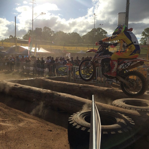 Archerfield Speedway - Race Track in Acacia Ridge
