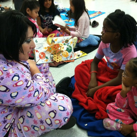 Trapp Elementary School - 2750 N Riverside Ave