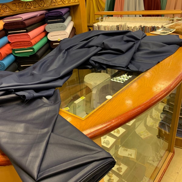 Nazmi Textile Mall, Serusop - 2 tips from 250 visitors