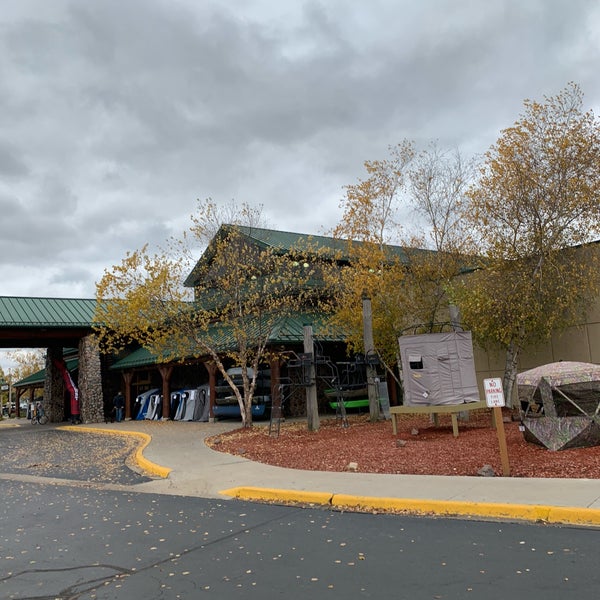 Cabela's - Sporting Goods Retail