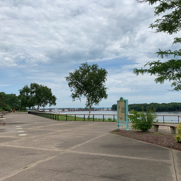 Photos at Dresbach Rest Area/MN Welcome Center - 3 tips