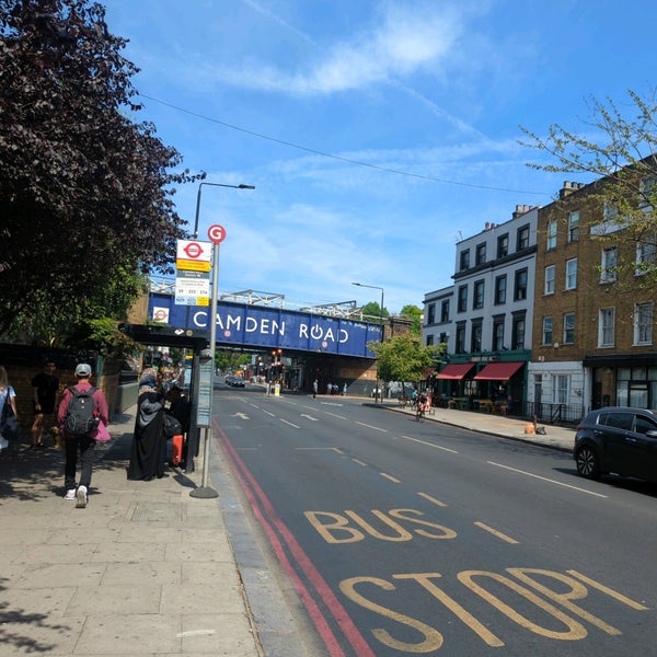 Camden Road Railway Station (CMD) - Rail Station in London