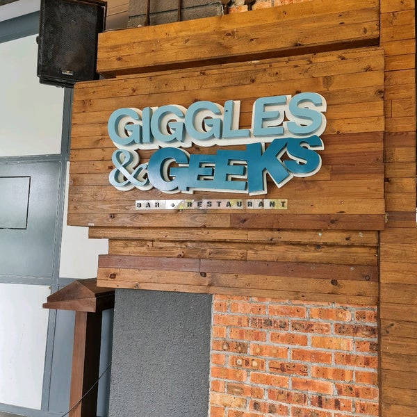 Giggles & Geeks - 18 tips