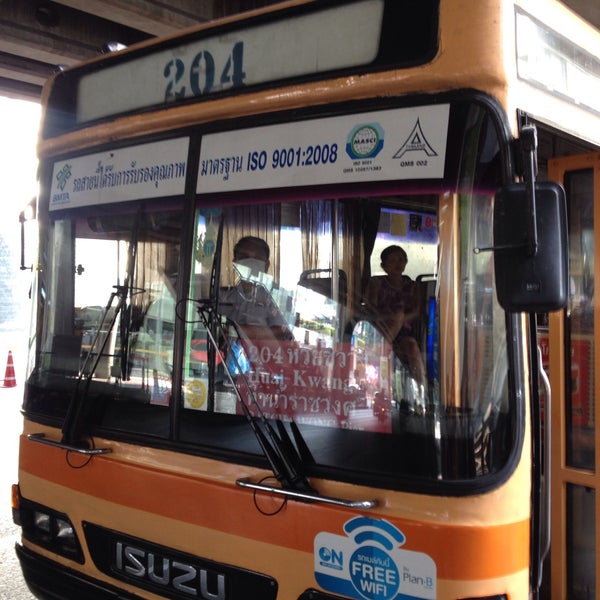 BMTA Bus Stop สยามสแควร์วัน (Siam Square One) - Bus Stop
