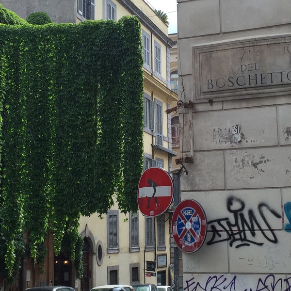 Via del Boschetto - Road