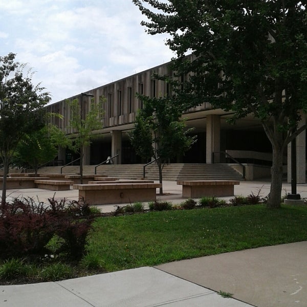 Wescoe Beach - 1445 Jayhawk Blvd