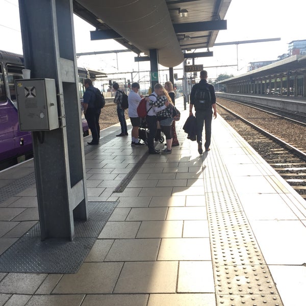 Platform 3B - Leeds City Centre - 4 tips