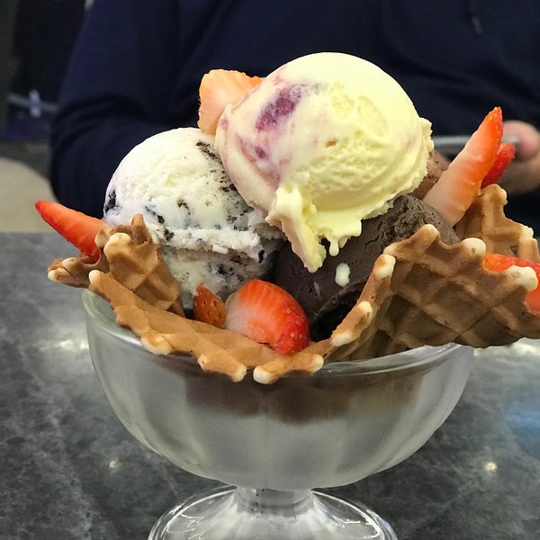 Haagen Dazs - Ice Cream Parlor in Puchong Batu Dua Belas