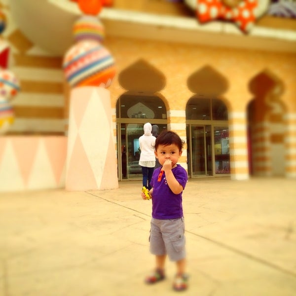 Kuwait Magic - Shopping Mall