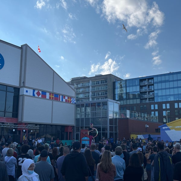 Halifax International Busker Festival - Arts and Entertainment in ...