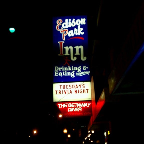 Edison Park Inn - Bar in Chicago