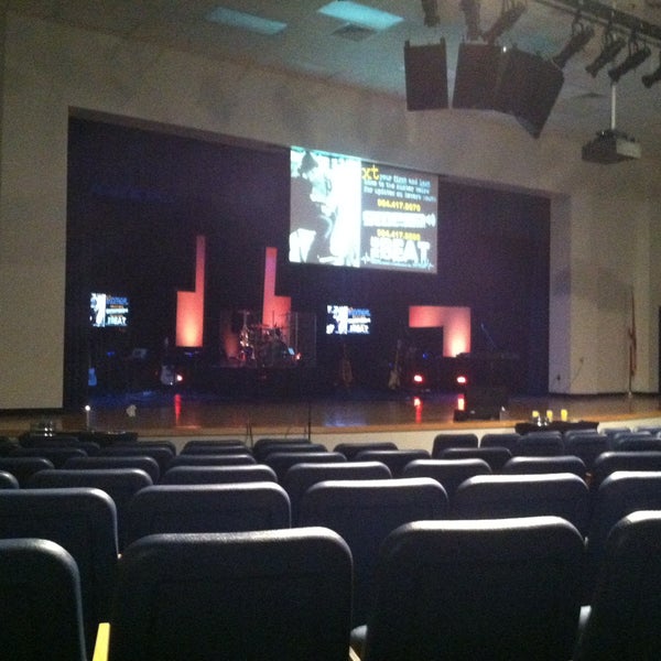 Reverb Church - 22 visitors