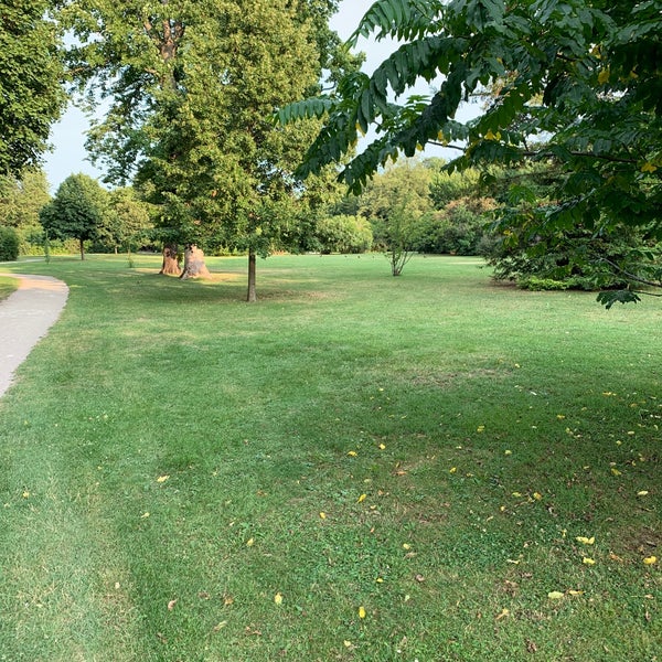 Hietzing - Neighborhood in Wien