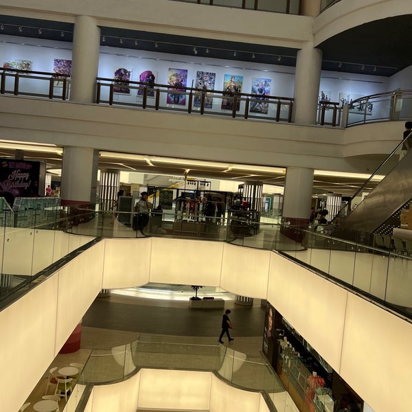 Photos at 1 Utama Shopping Centre (New Wing) - 841 tips from 150742 ...