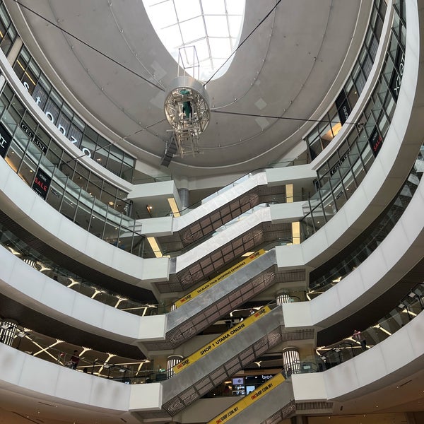 Photos at 1 Utama Shopping Centre (New Wing) - 841 tips from 150742 ...