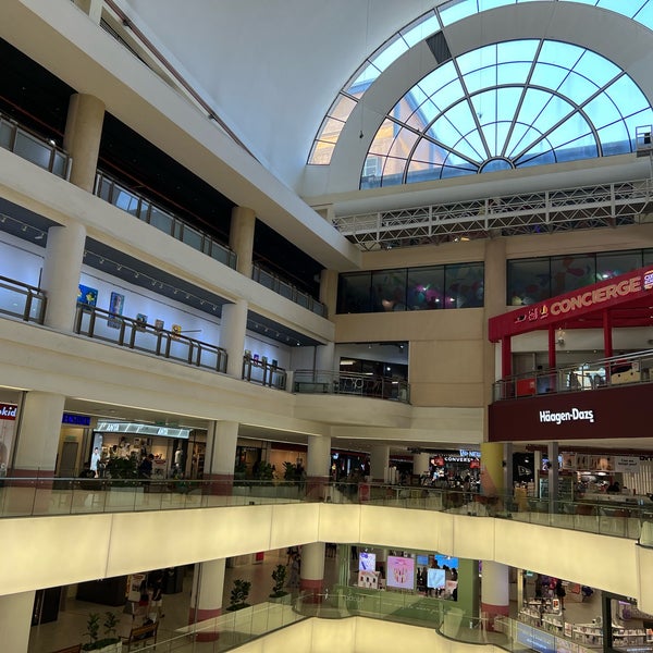 Photos at 1 Utama Shopping Centre (New Wing) - 841 tips from 150742 ...