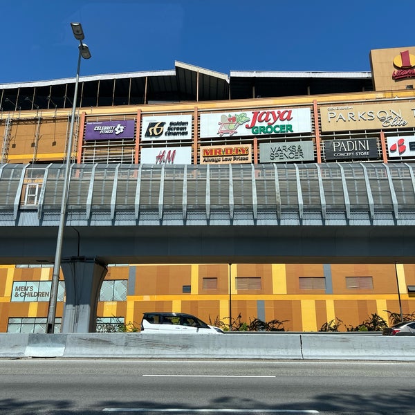 Photos at 1 Utama Shopping Centre (New Wing) - 841 tips from 150742 ...