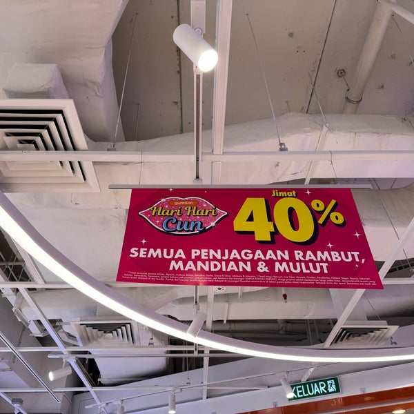 Guardian - Pharmacy in Bandar Utama