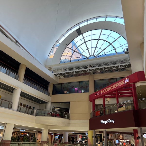 Photos at 1 Utama Shopping Centre (New Wing) - 841 tips from 150742 ...