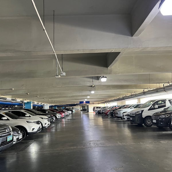 SM Mall of Asia North Parking - Barangay 76 - 4 tips