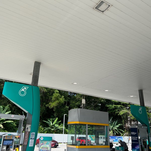 Petronas Station - Desa Sri Hartamas - 10 tips from 1316 visitors