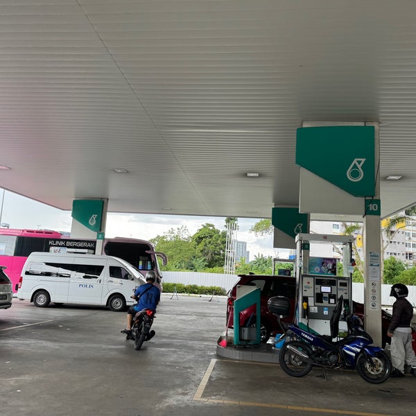 PETRONAS Station - Fuel Station