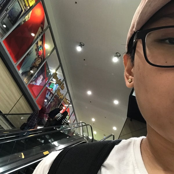 Yishun Public Library - Yishun - #04-01, Northpoint Shopping Centre