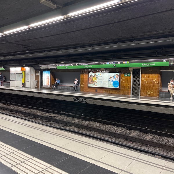 METRO Diagonal - Barcelona, Catalunya