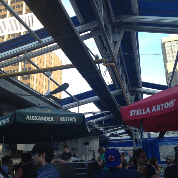 The Pilot Tavern - Bar in Toronto