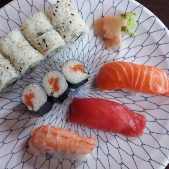 Sushi Avenue on the Square - 131 Sycamore St