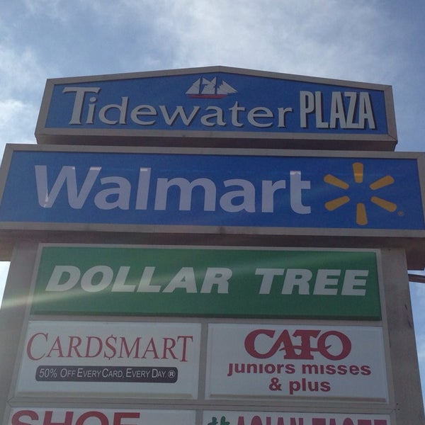 Photos at Walmart Supercenter - Big Box Store in Southport