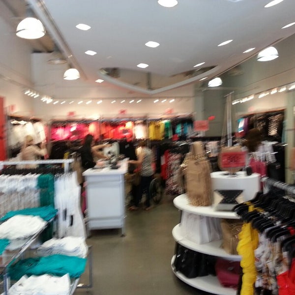 2b bebe - Clothing Store in Carlsbad