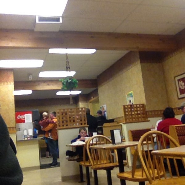 Dash Inn Restaurant - 620 E. Hart St.