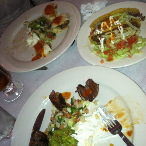 Ruben's Mexican Cafe - 14 tips