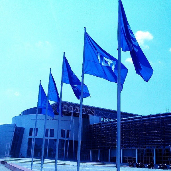 Technische Universität München (TUM) - Campus Garching - University