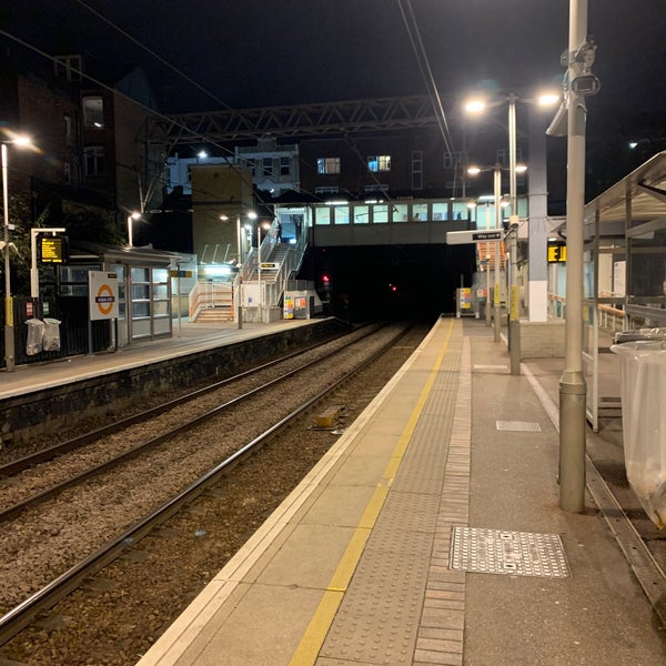 Kensal Rise Railway Station (KNR) - Kensal Green, Greater London