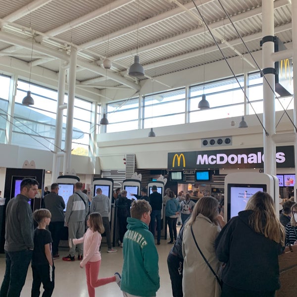 Norton Canes Motorway Services (RoadChef) - Norton Canes, Staffordshire