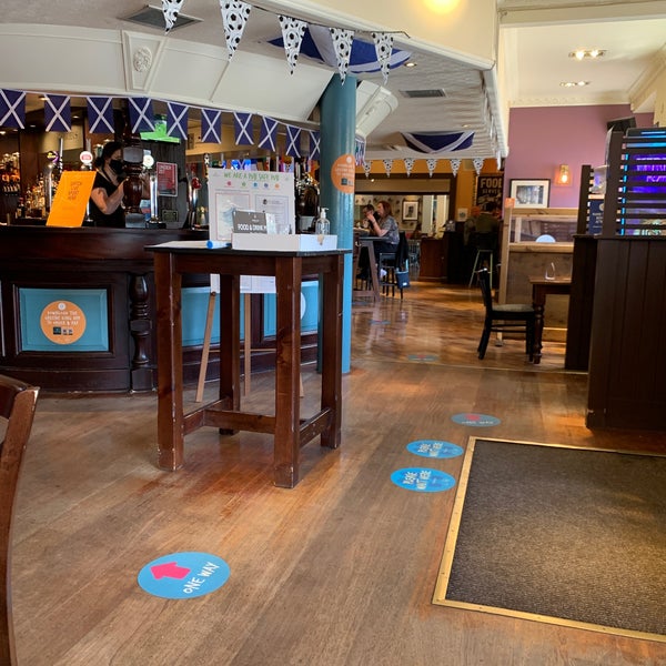 Gabriels - Bar in Paisley