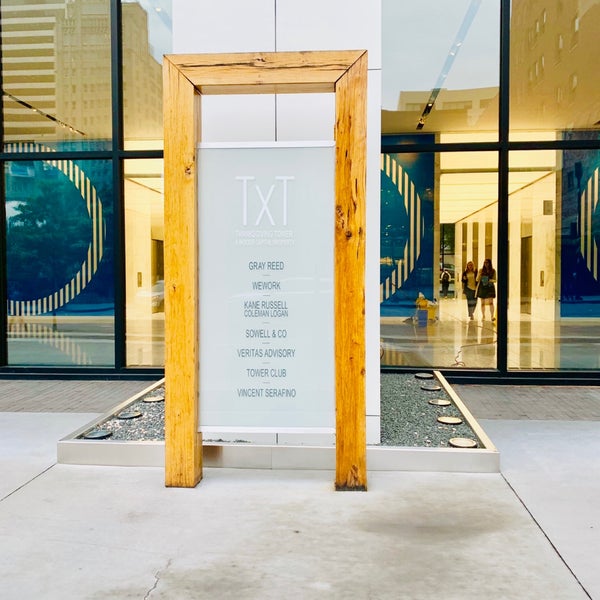 Santander Tower - Structure in Dallas