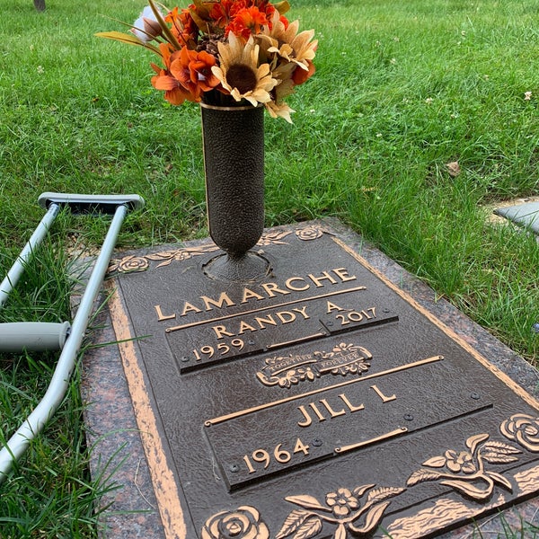 Photos at Pinelawn Memorial Park - Cemetery