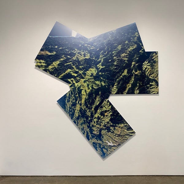 Minus Space Gallery