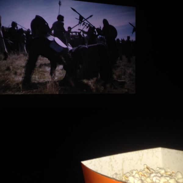 Rav Hen Cinema (קולנוע רב חן) - Seven Stars Mall, 8 Shiv'at HaKochavim Ave.