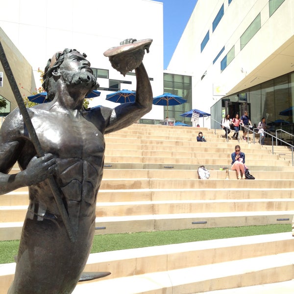 UCSD Price Center - 9500 Gilman Dr